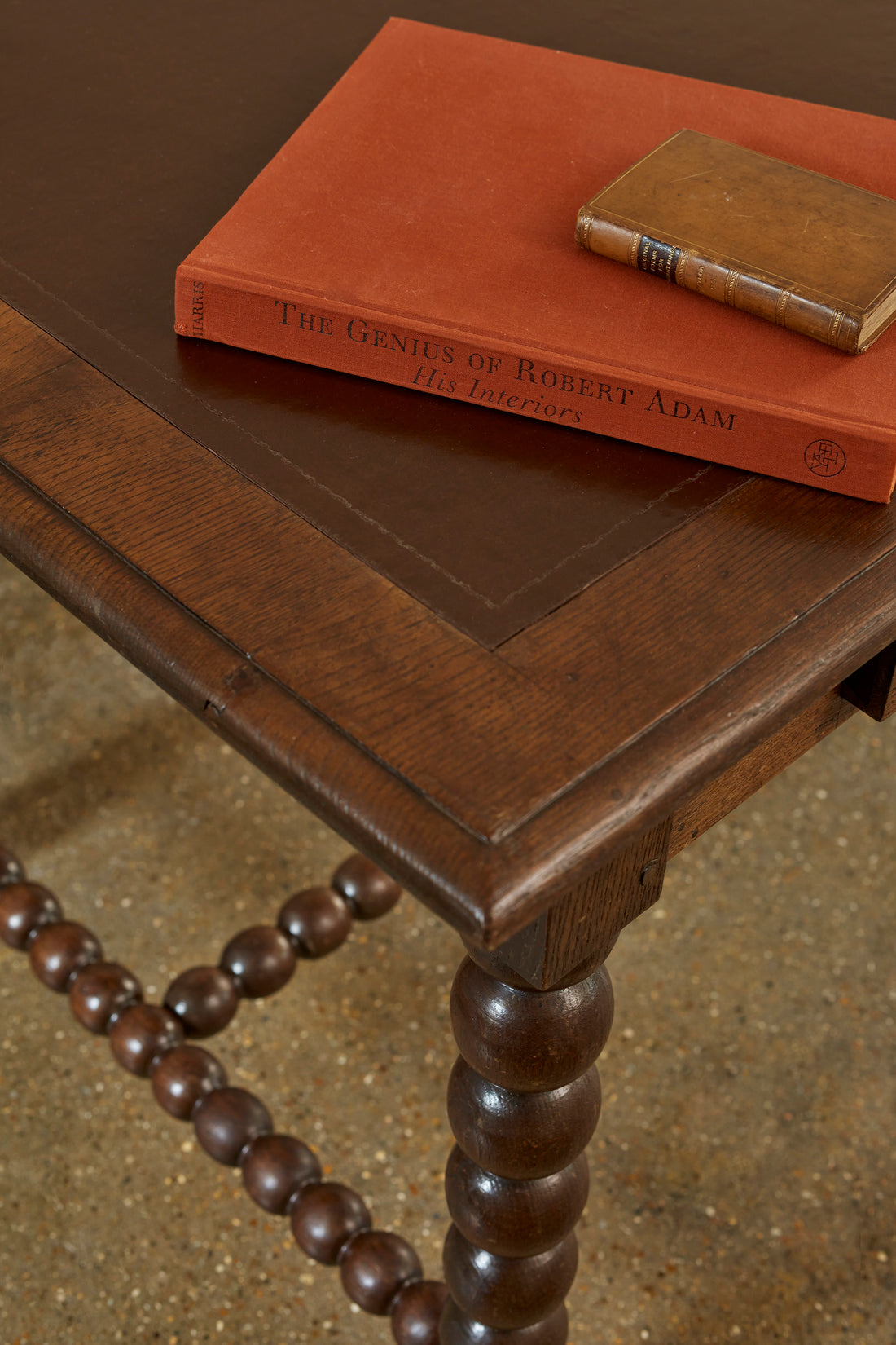 An Oak Louis XIII Bobbin Legged Desk – AlbionNord