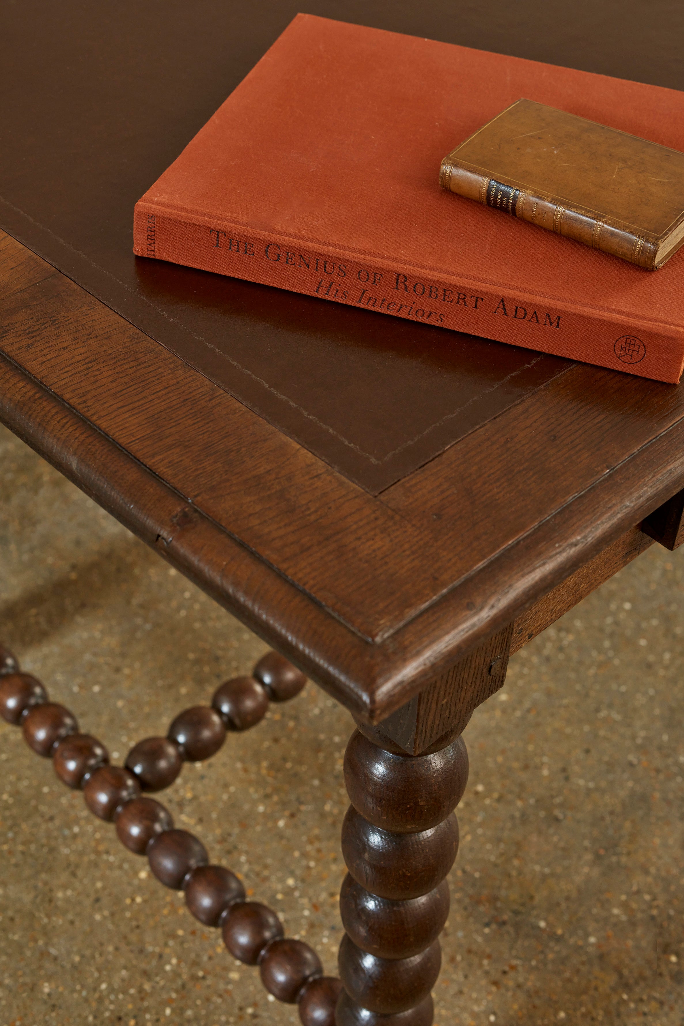 An Oak Louis XIII Bobbin Legged Desk – AlbionNord