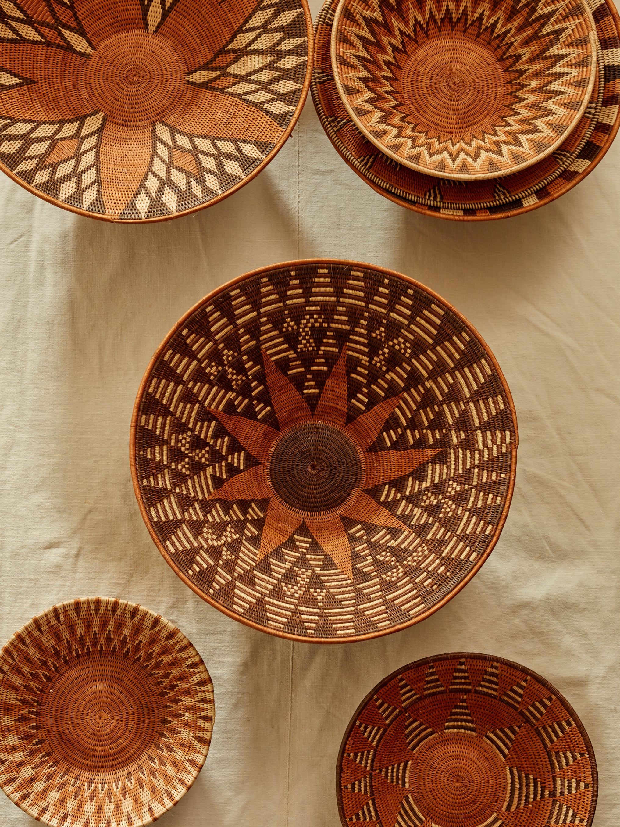 A Collection of Kenyan Baskets – AlbionNord